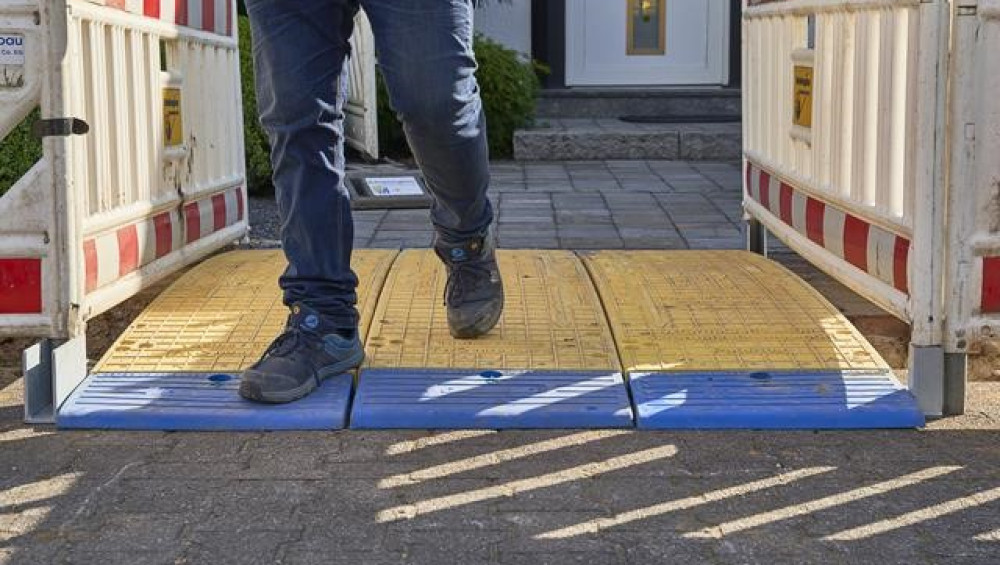 A guide to LowPro in the transport industry – Oxford Plastics